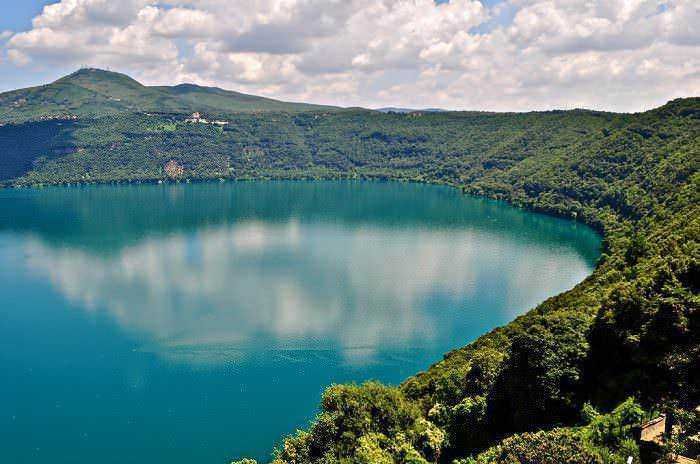 Lago di Albano cosa vedere nei dintorni di Roma al fresco
