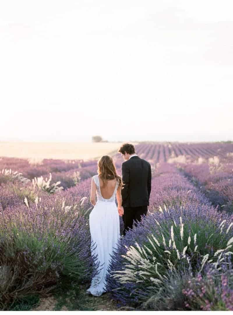 Enchanting Lavender Fields in Provence - Hochzeitsguide