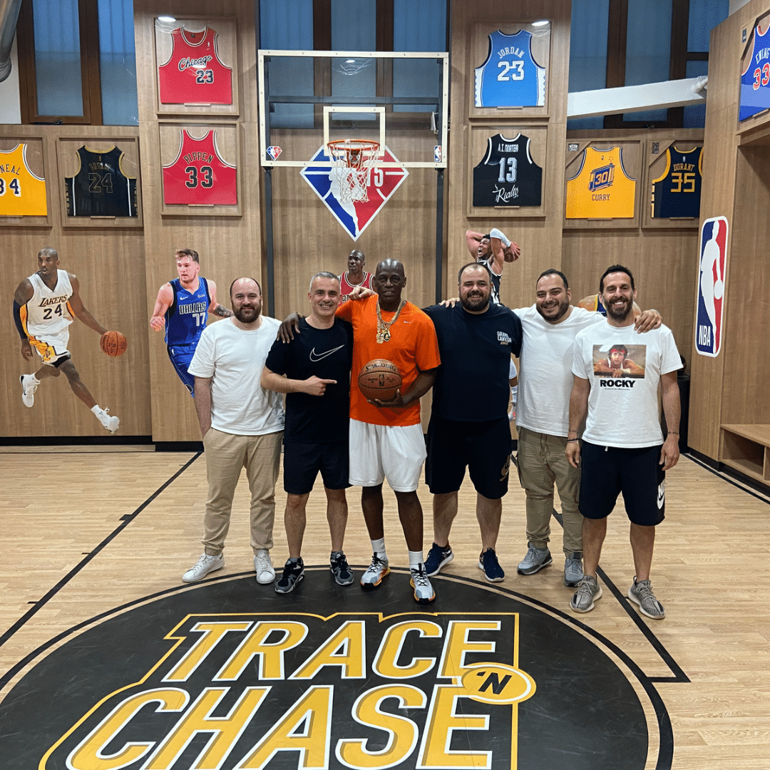 The Trace ‘n Chase team spends a casual Friday evening with former ...