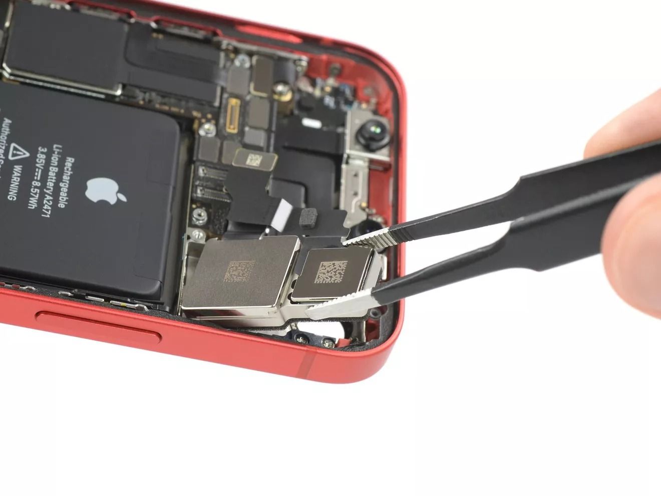 iFixit'in iPhone 12 mini sökümüyle ortaya çıkan ilginç detaylar
