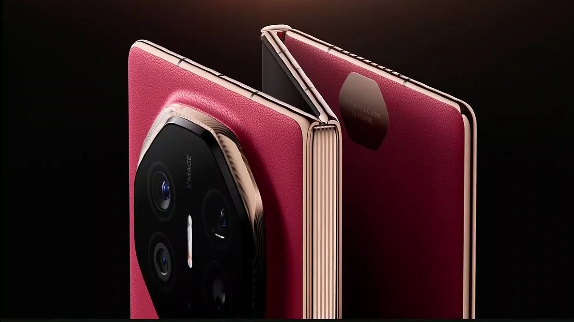 Huawei Mate XT: Dünyanın ilk üç ekranlı katlanabilir telefonu tanıtıldı