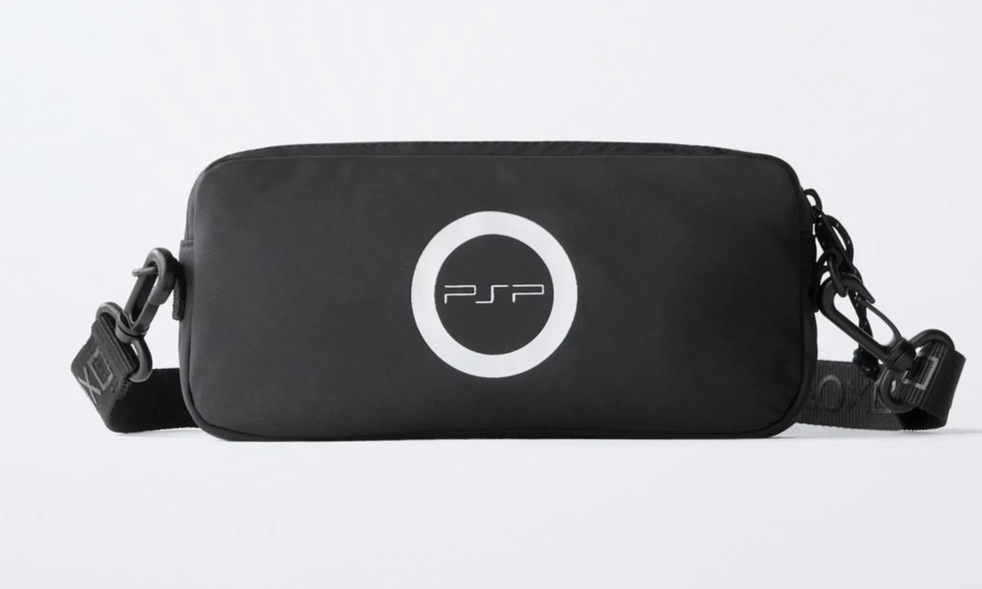 Zara PSP tasarımlı çapraz askılı çanta Türkiye'de satışta